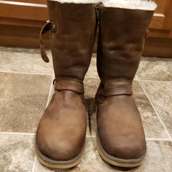 UGG | Shoes | Rare Authentic Ugg Leather Boots | Poshmark